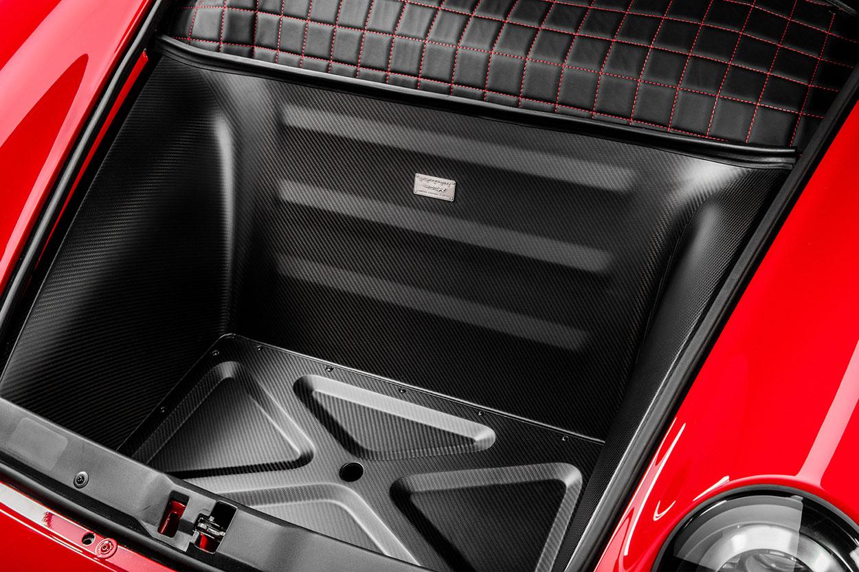 Gunther Werks 400R: A carbon-fiber bodied Porsche 993 with 431 ...